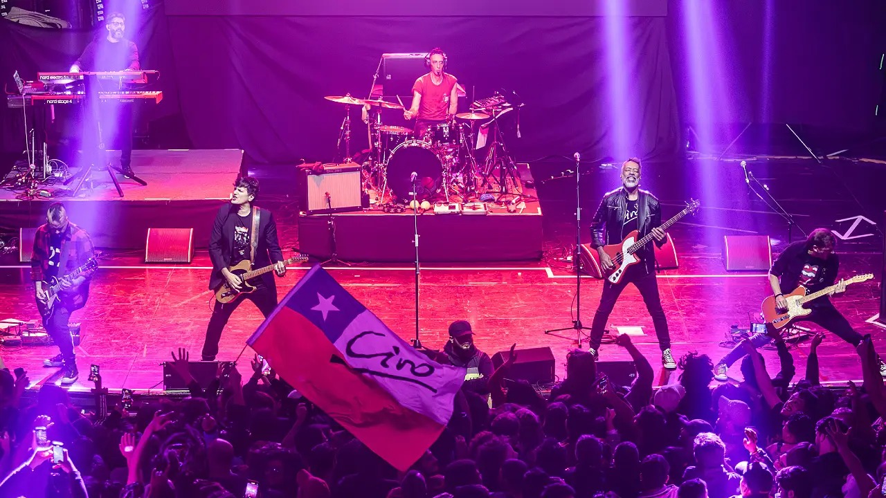 Ciro en Chile: Súbete al árbol de Los Piojos - Piratas del Rock