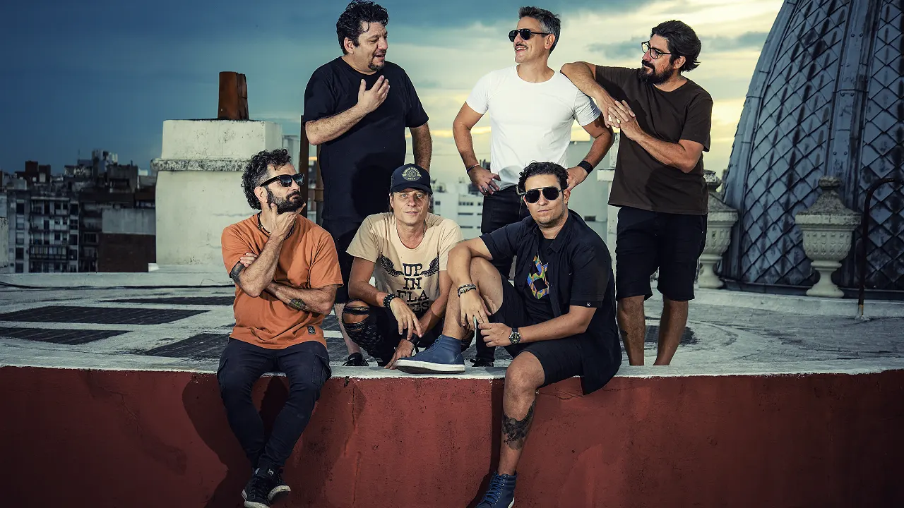 Cielo Razzo presenta su nuevo álbum: “El día fuera del tiempo ...