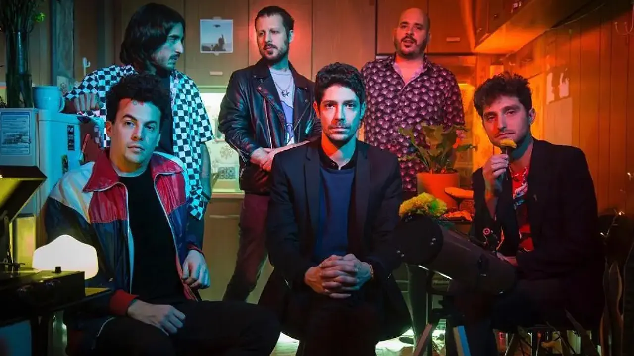 El Kuelgue trae su “Hola Precioso” a Chile y tocarán en Matucana 100 - Piratas del Rock