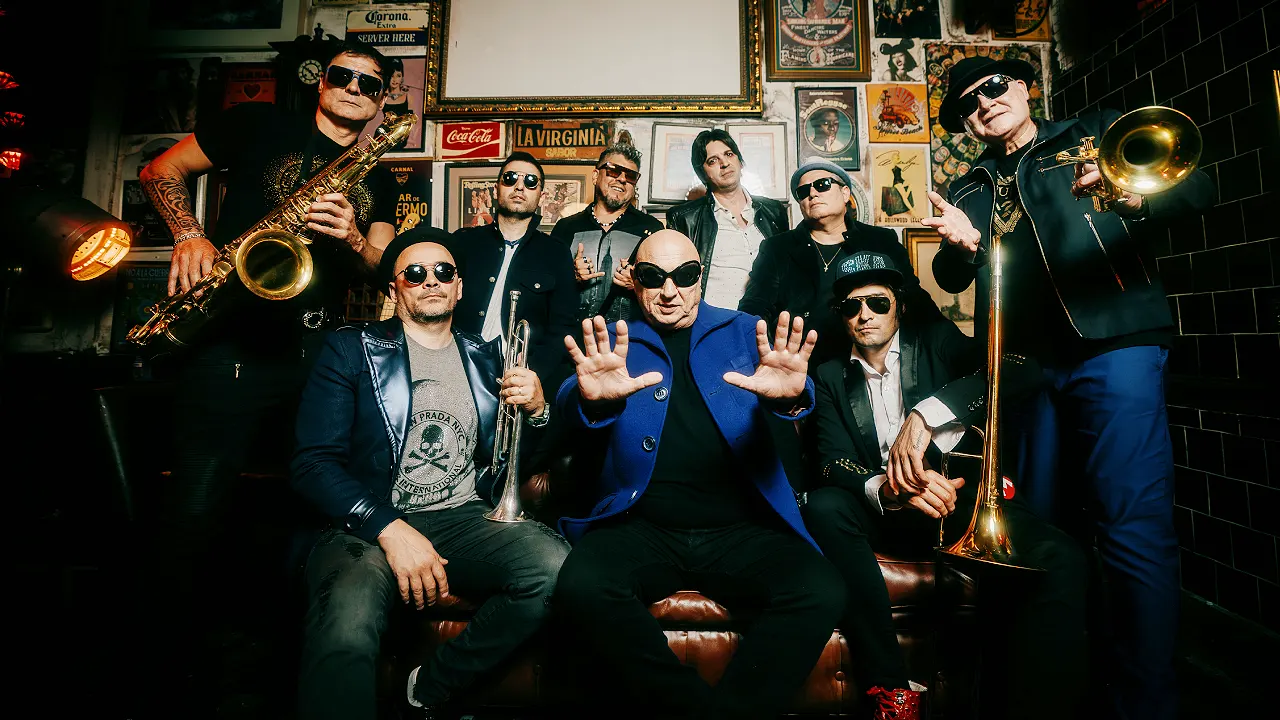La Mosca lanzó su álbum “Muchachos”, con grandes colaboraciones ...