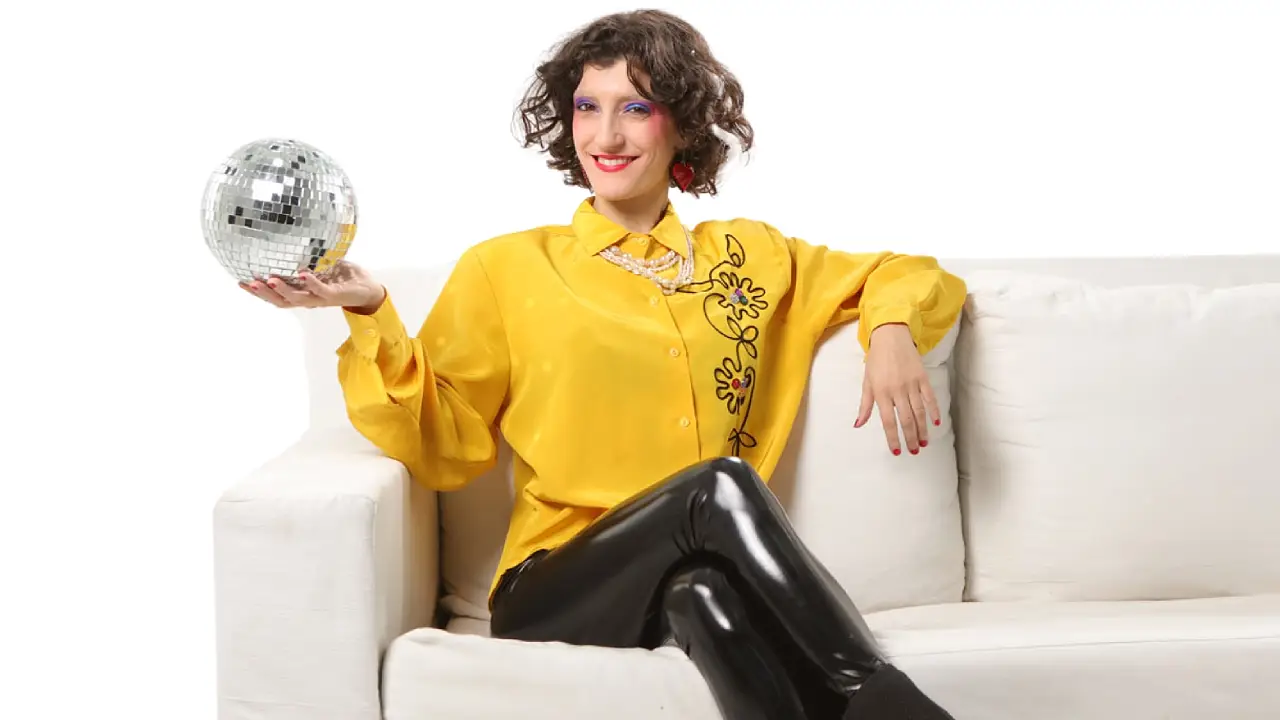 Jimena Gonik presentó su nuevo álbum de dos mundos: Tierra Divina ...