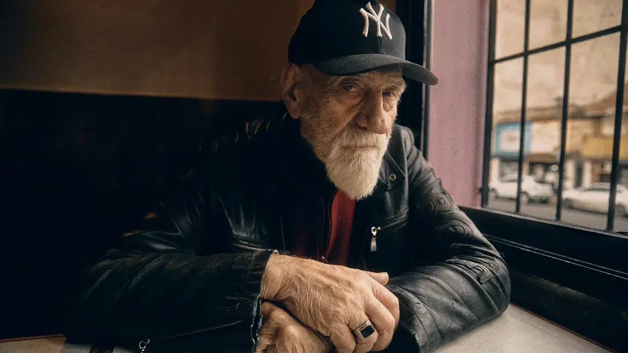 Murió Willy Quiroga, leyenda del rock argentino, bajista y fundador de ...